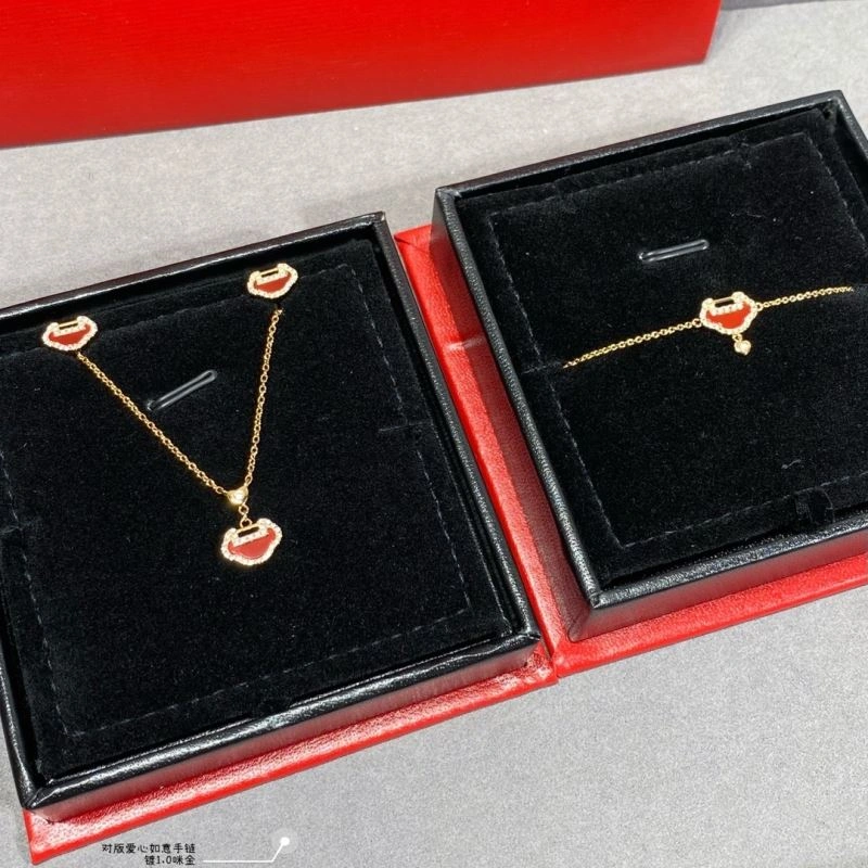 Low-cost Qeelin Bracelets