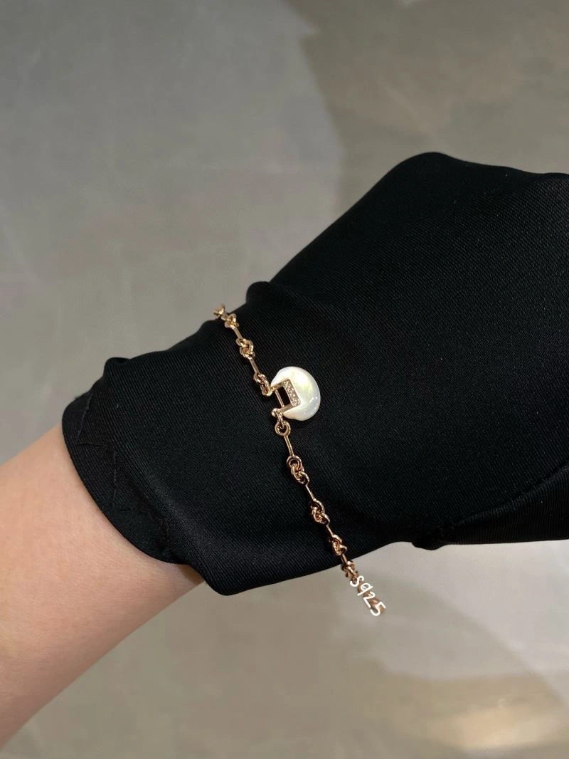 Top match Qeelin Bracelets