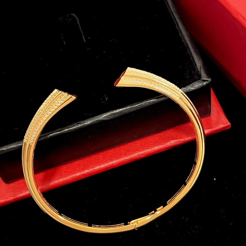 Perfect replica Qeelin Bracelets