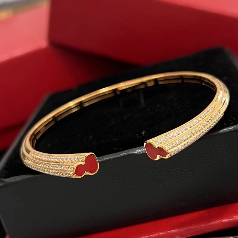 Perfect replica Qeelin Bracelets
