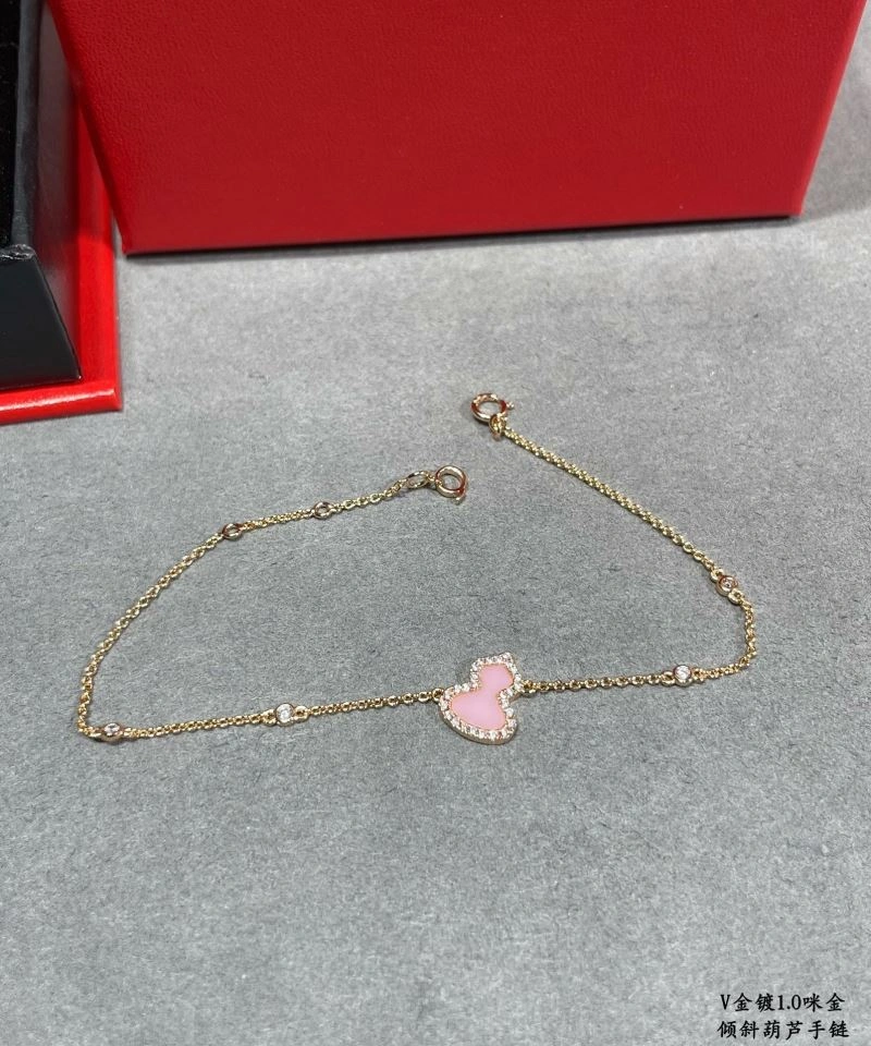 Perfect replica Qeelin Bracelets