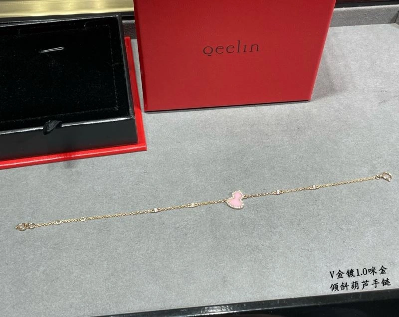 Perfect replica Qeelin Bracelets