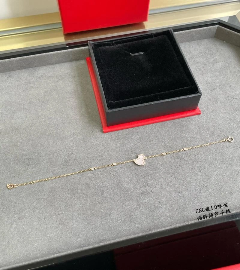 Qeelin Bracelets