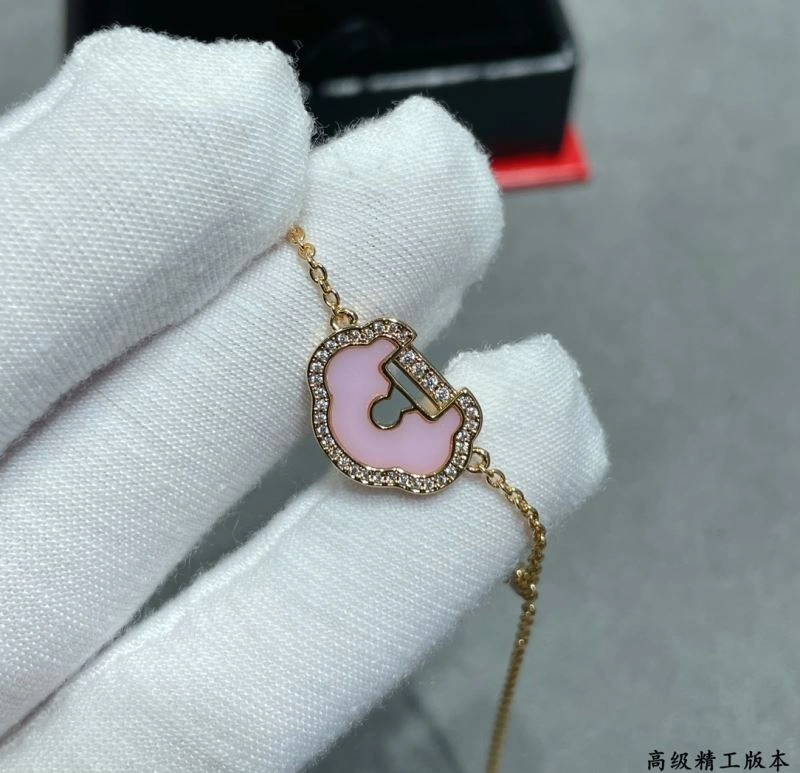 Bargain Qeelin Bracelets