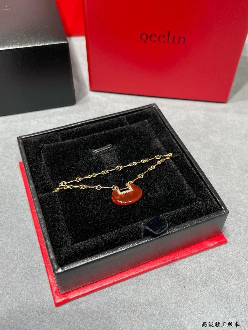 Top match Qeelin Bracelets