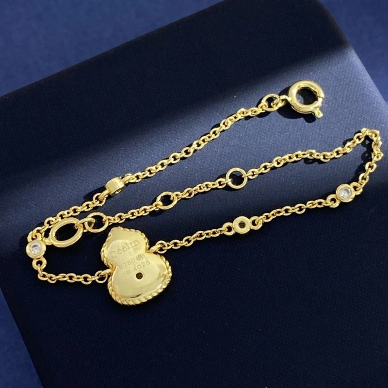 Qeelin Bracelets