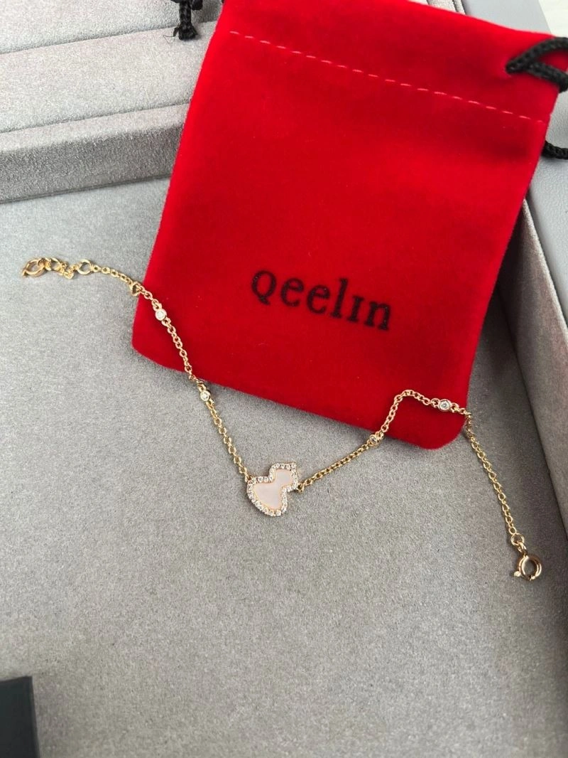 Exact replica Qeelin Bracelets