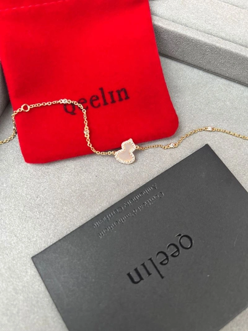 Exact replica Qeelin Bracelets