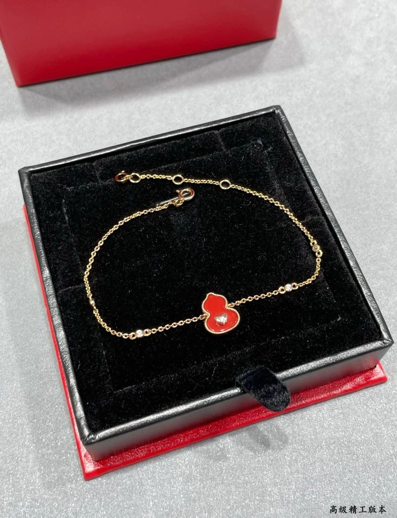 Factory-made Qeelin Bracelets