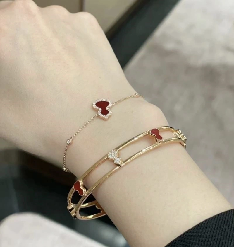 Precise copy Qeelin Bracelets