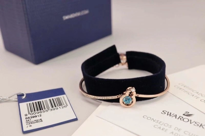 Brand-authenticated Qeelin Bracelets