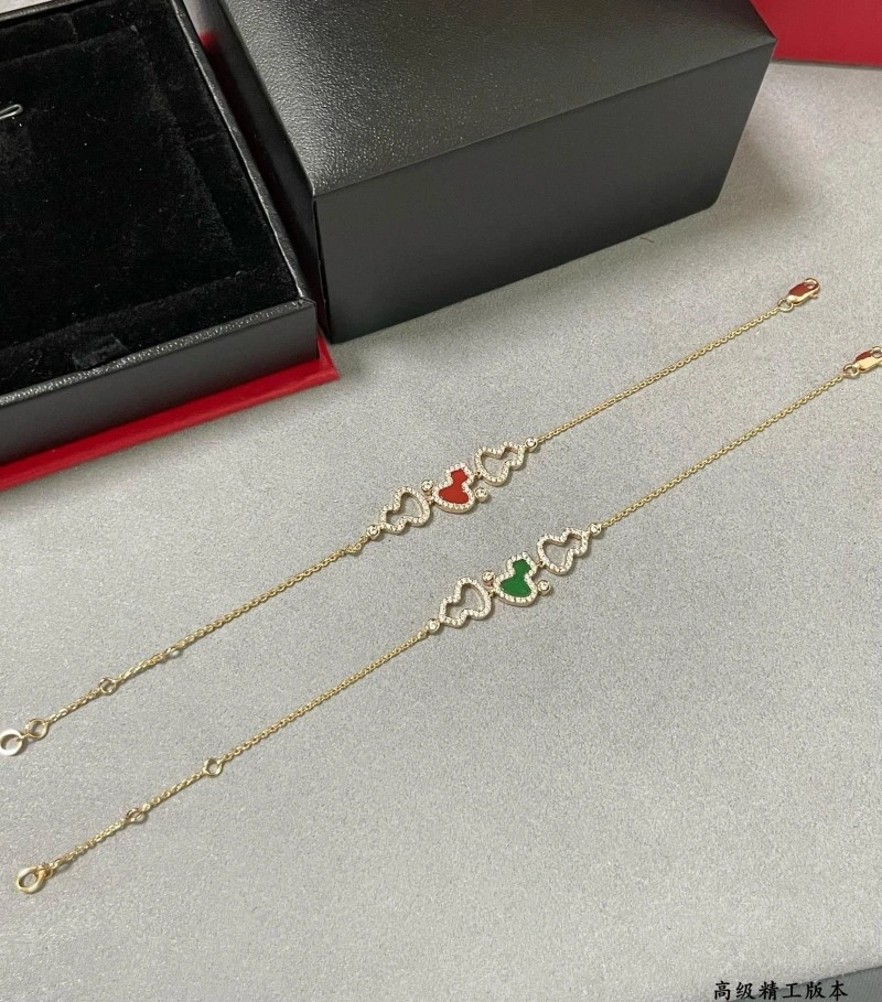 Top mirror Qeelin Bracelets