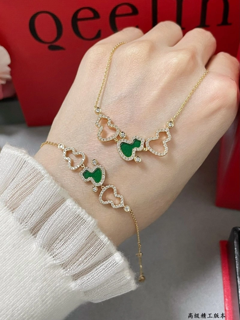 Top mirror Qeelin Bracelets