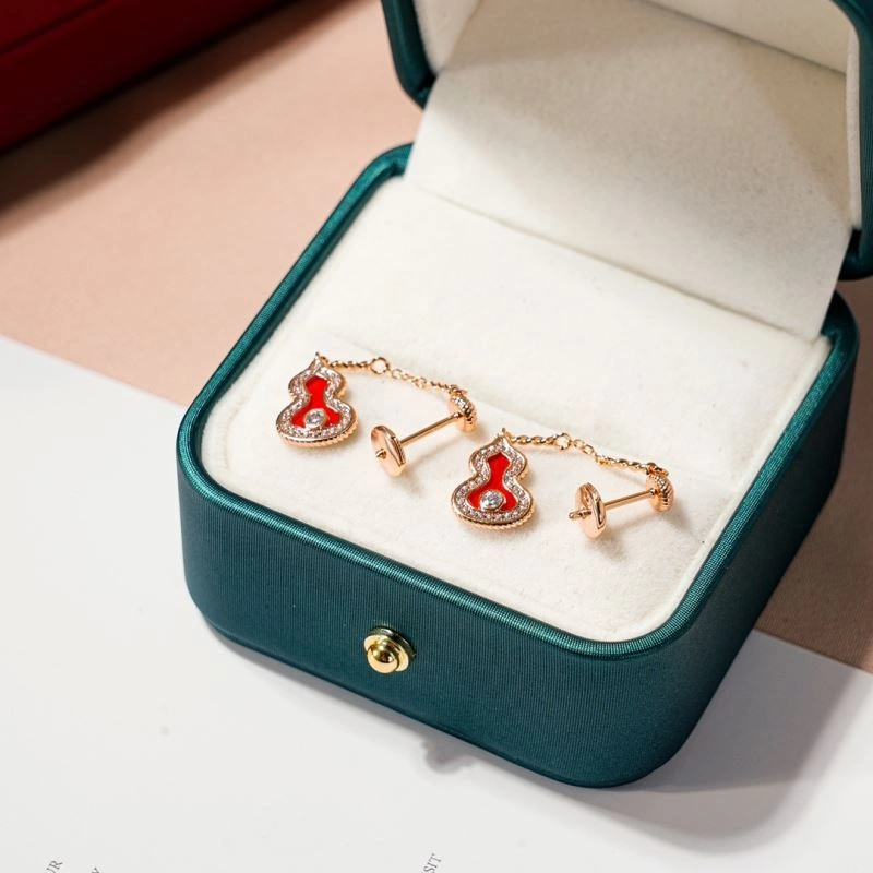 Legit Qeelin Earrings