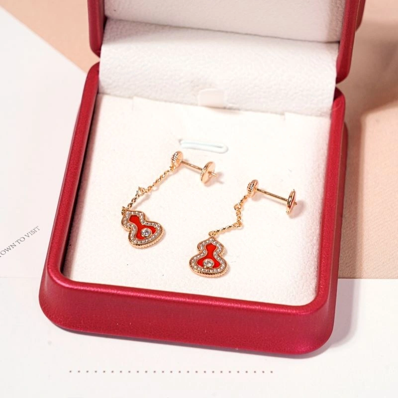 Legit Qeelin Earrings