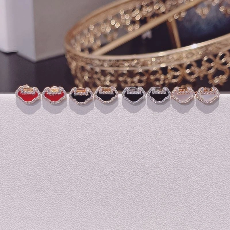 Qeelin Earrings