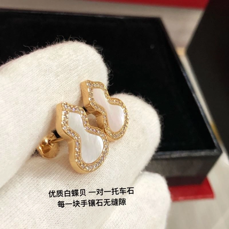 Factory-made Qeelin Earrings