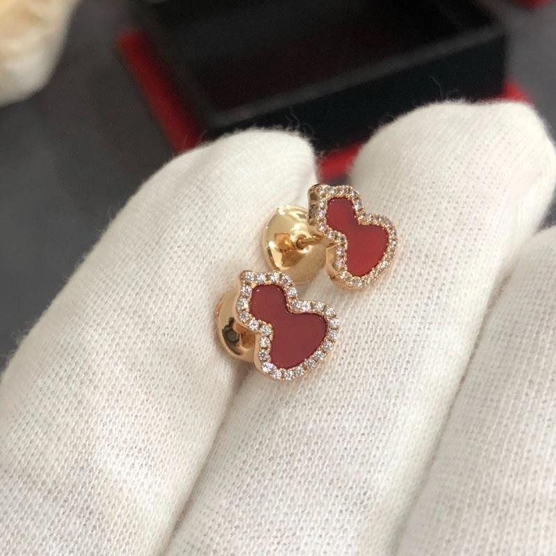 Qeelin Earrings