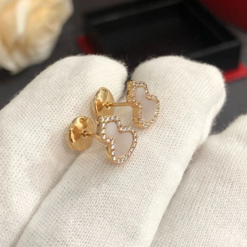 Qeelin Earrings