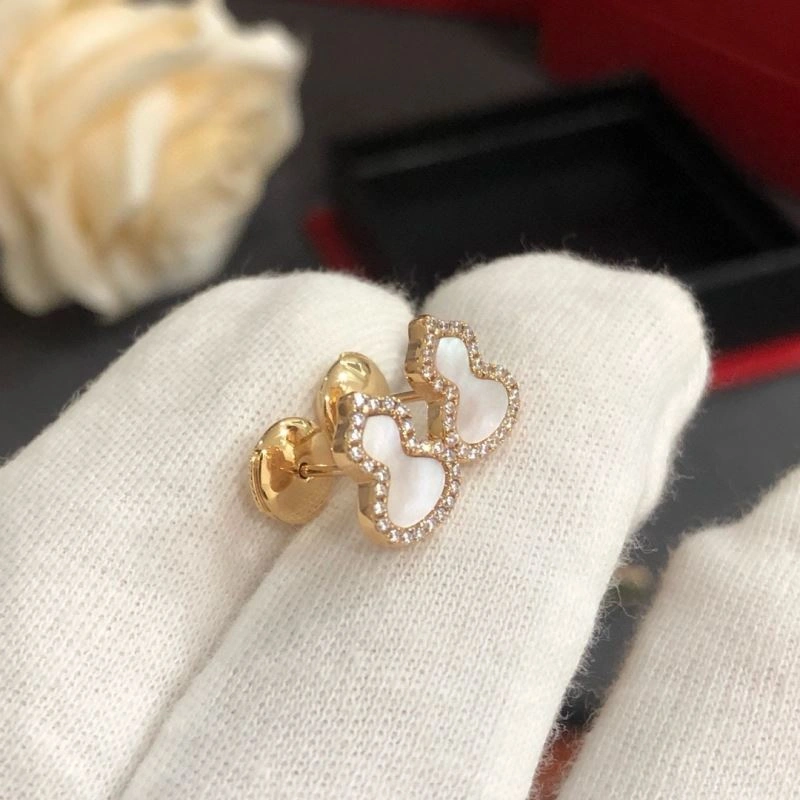 Qeelin Earrings