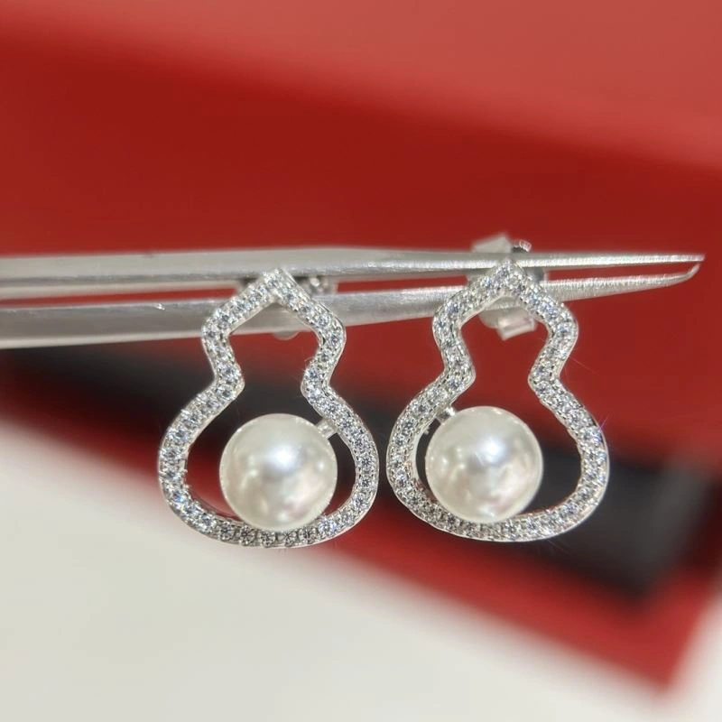 Perfect replica Qeelin Earrings