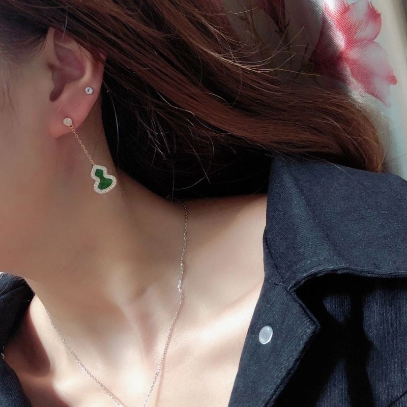 Qeelin Earrings