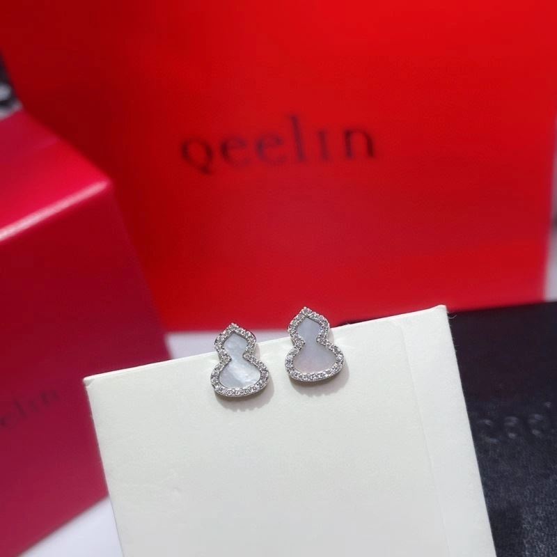 Qeelin Earrings