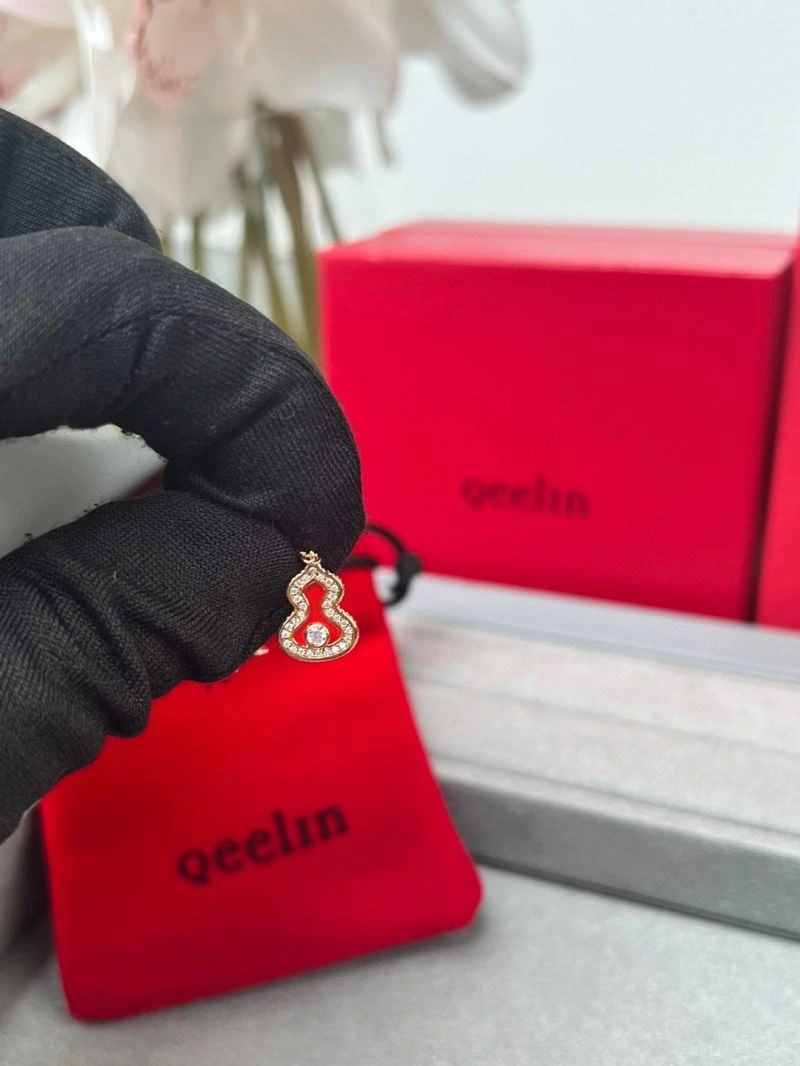 Qeelin Earrings