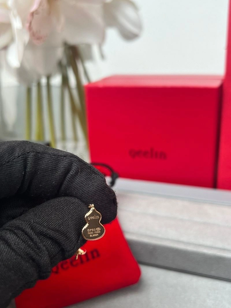 Qeelin Earrings