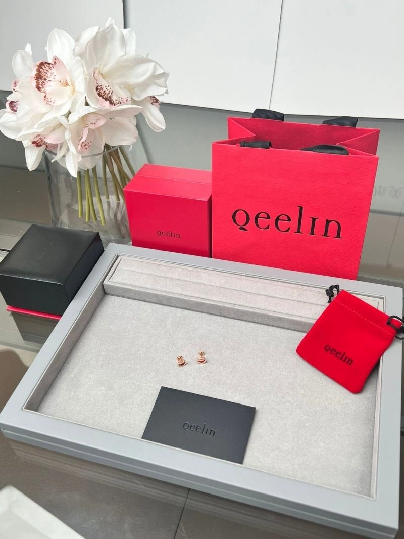 Low-cost Qeelin Earrings
