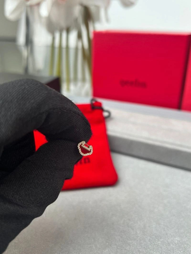 Low-cost Qeelin Earrings