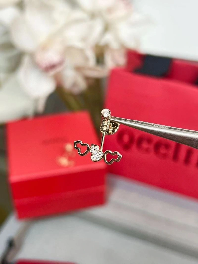 Mirror quality Qeelin Earrings