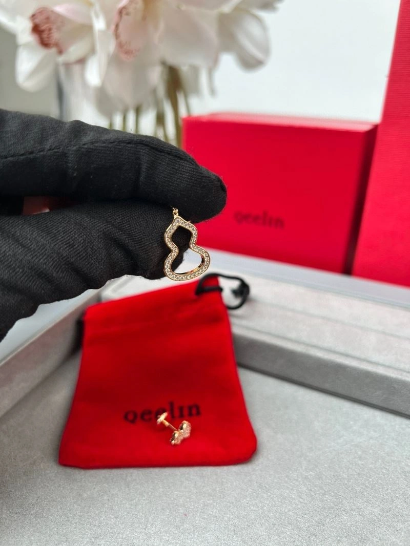 Precise copy Qeelin Earrings