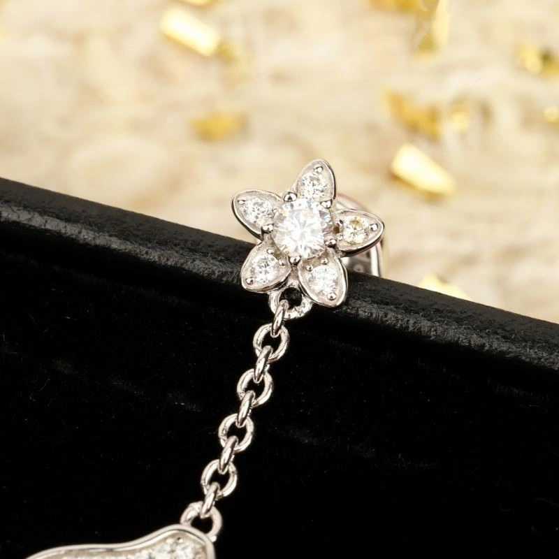 Qeelin Earrings