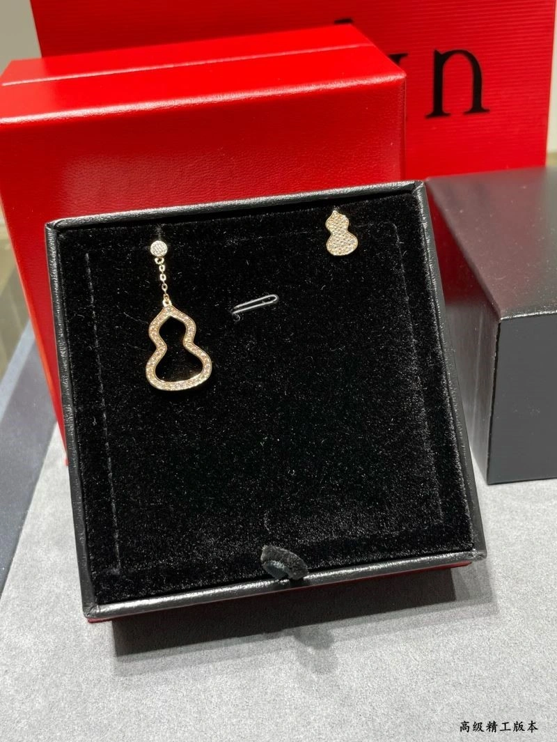 Qeelin Earrings