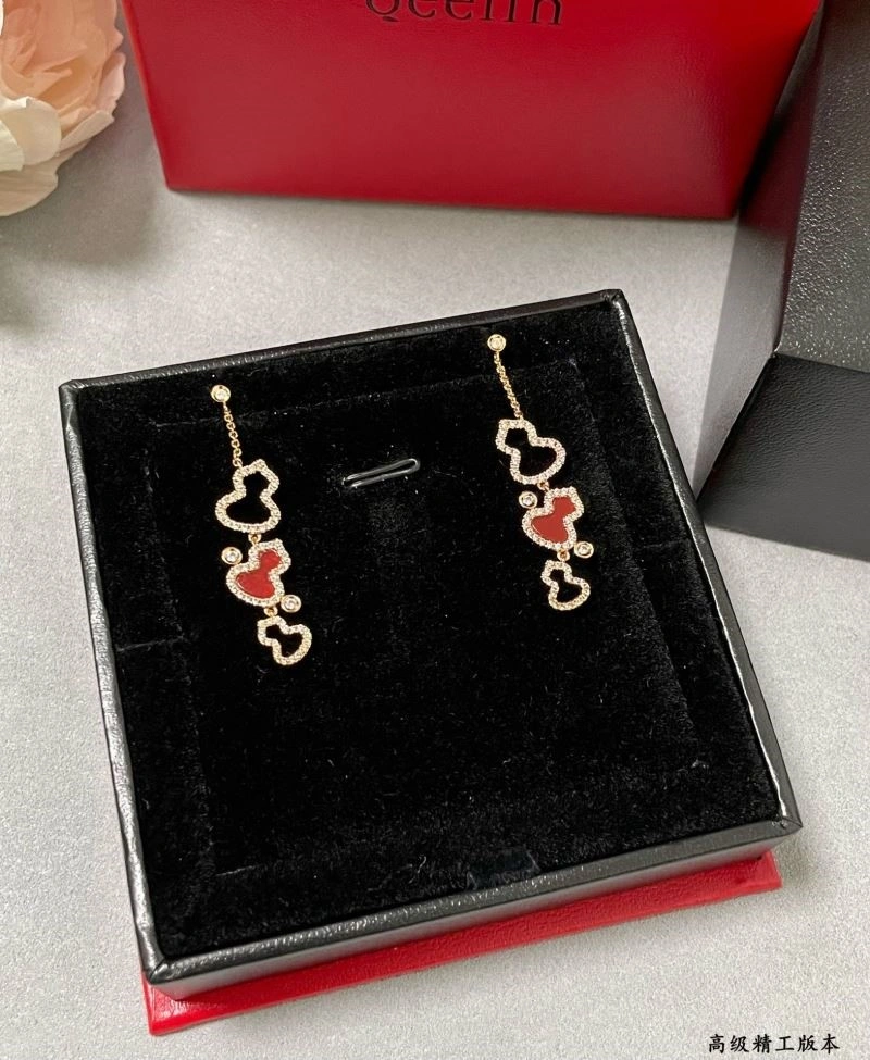Official Qeelin Earrings