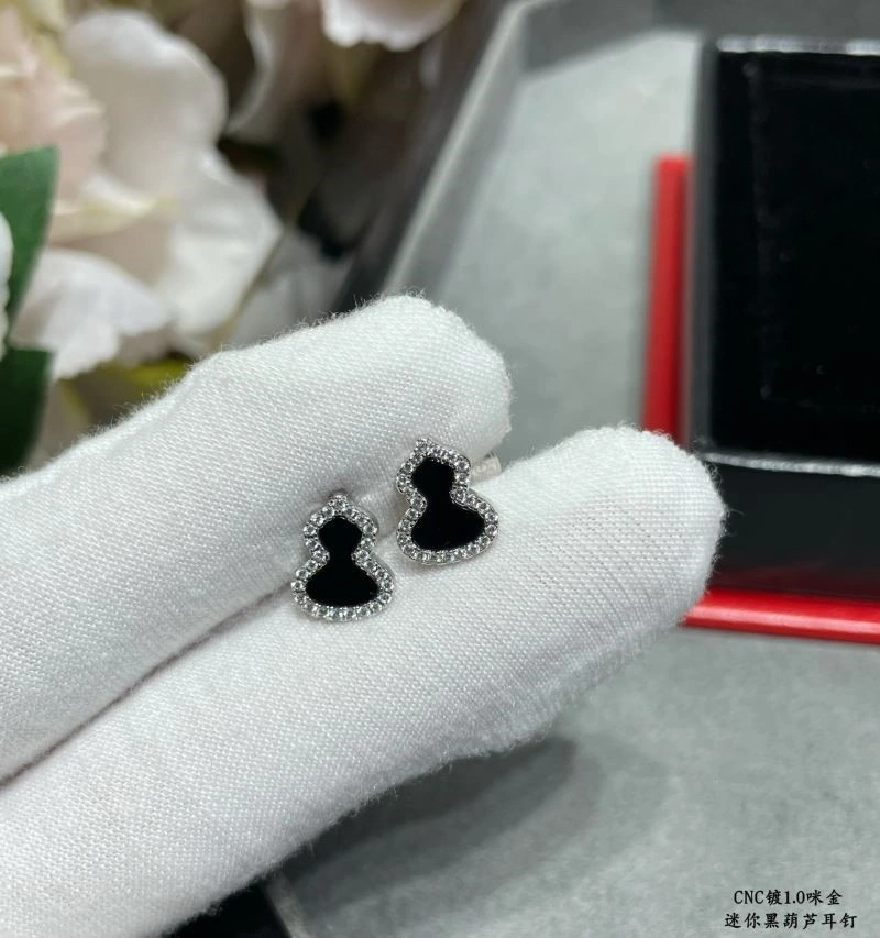 Economical Qeelin Earrings