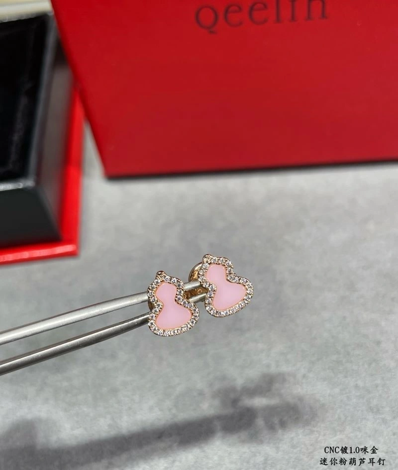 Qeelin Earrings
