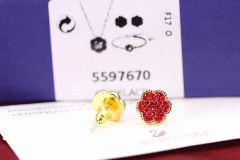 Inexpensive Qeelin Earrings