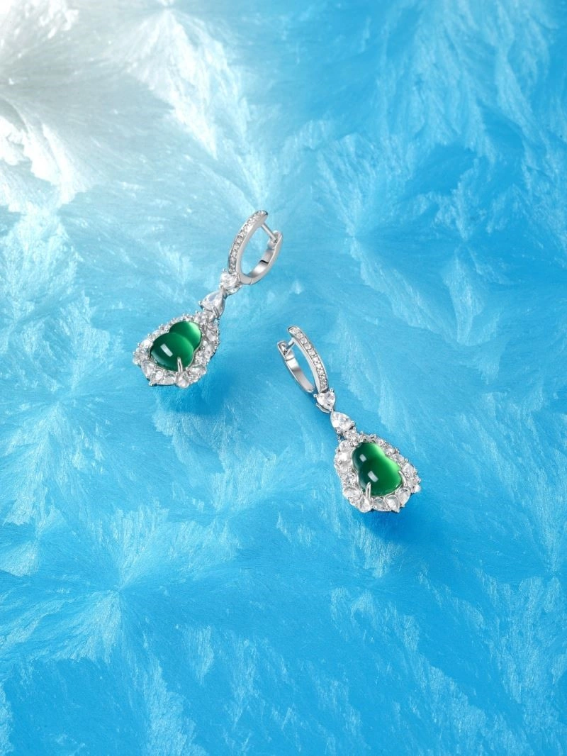 Precise copy Qeelin Earrings