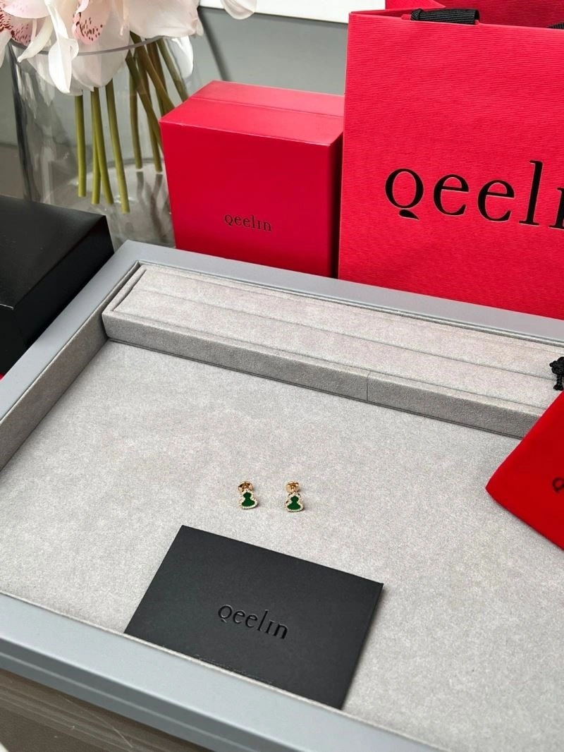 Qeelin Earrings