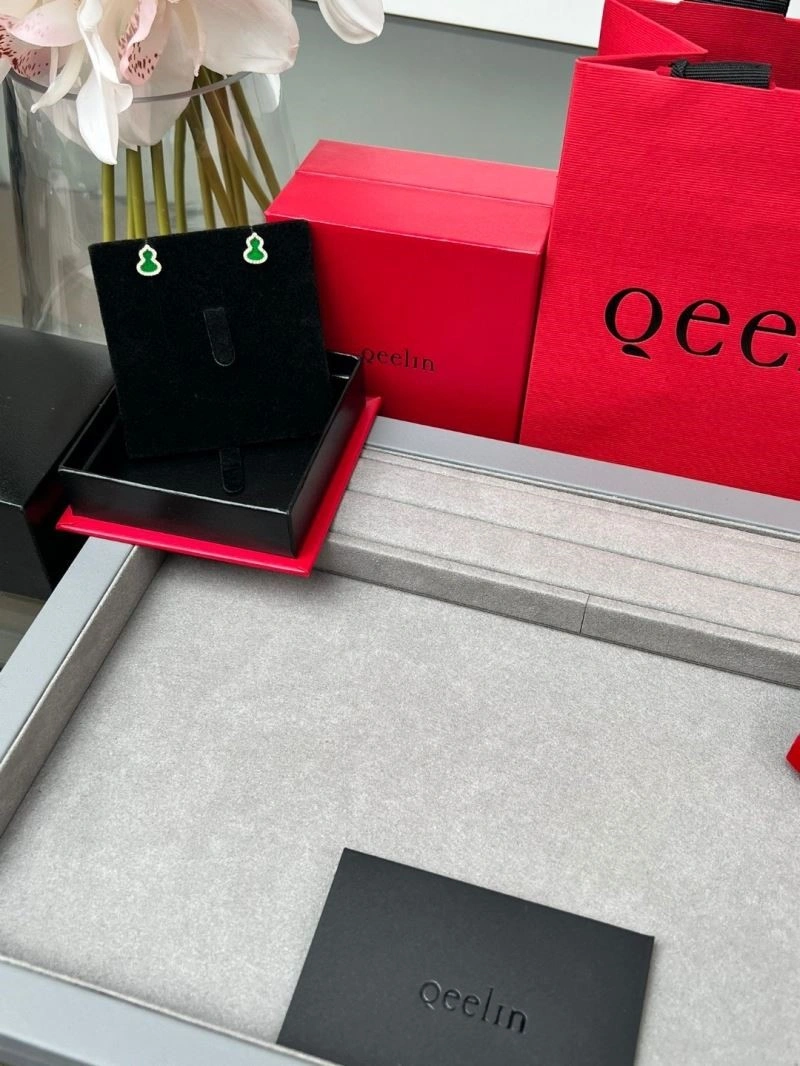 Qeelin Earrings