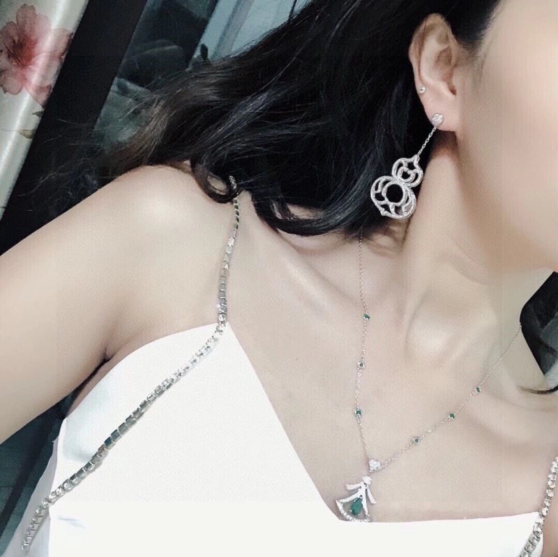 Qeelin Earrings