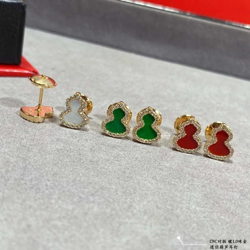Top match Qeelin Earrings