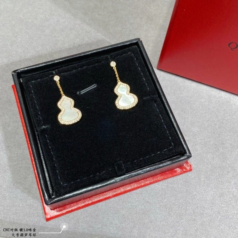 Qeelin Earrings