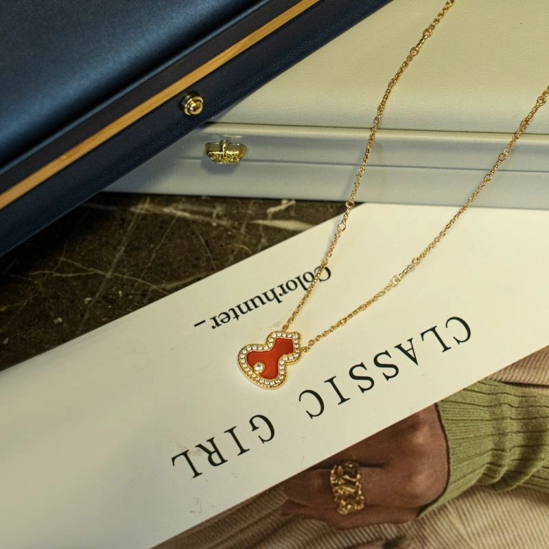 Exact replica Qeelin Necklaces