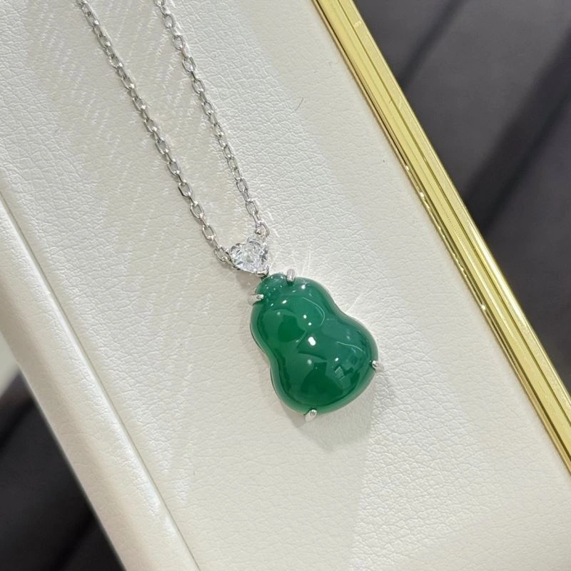 Qeelin Necklaces