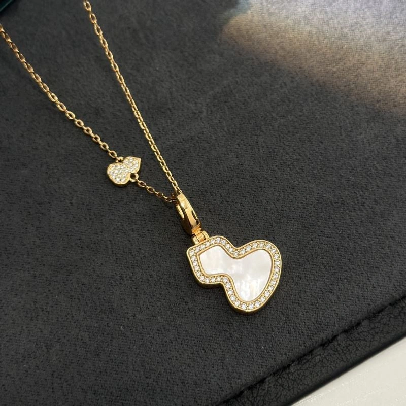 Cut-rate Qeelin Necklaces