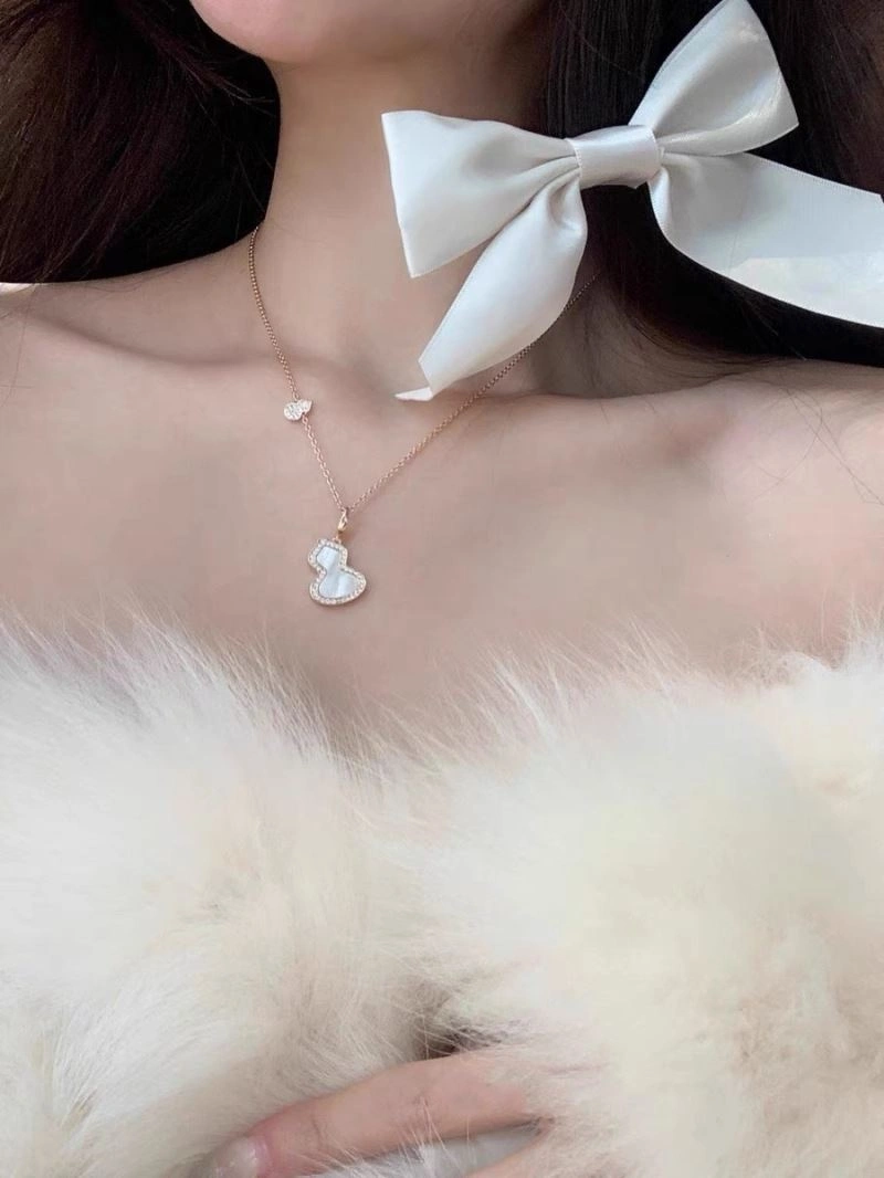 Cut-rate Qeelin Necklaces