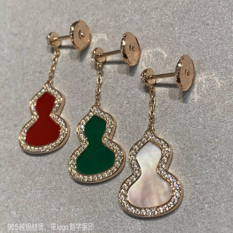 Qeelin Necklaces